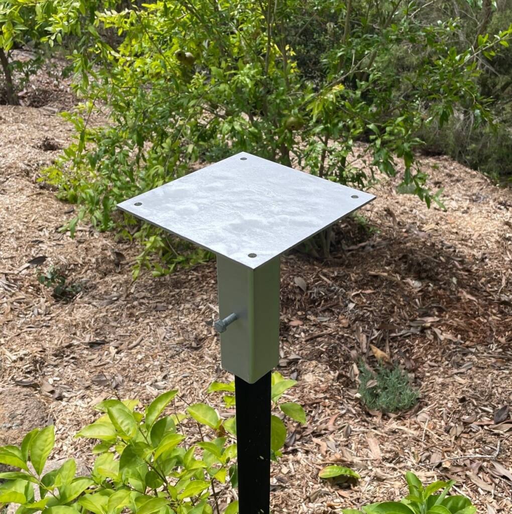 Native Bee Hive Star Picket Stand Galvanized Single Suits OATH